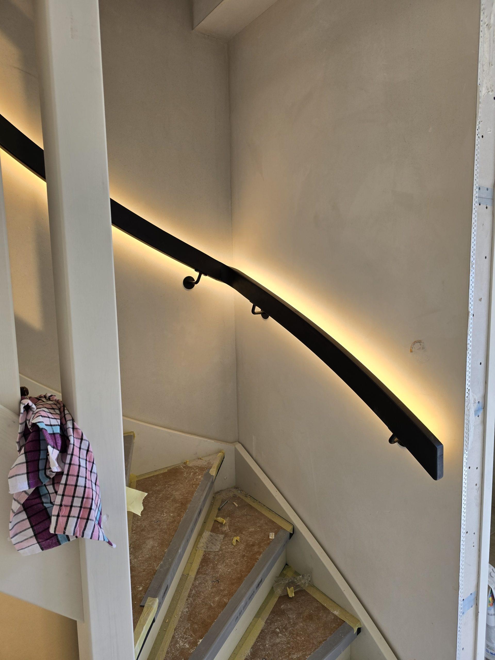 Leuning met led | Trappenmakerij van der Geest